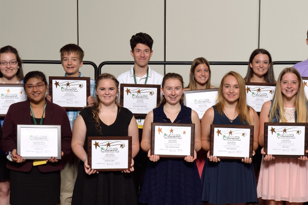 4-H Awards & Recognition Program - 4-H Scholarships & Recognition Program