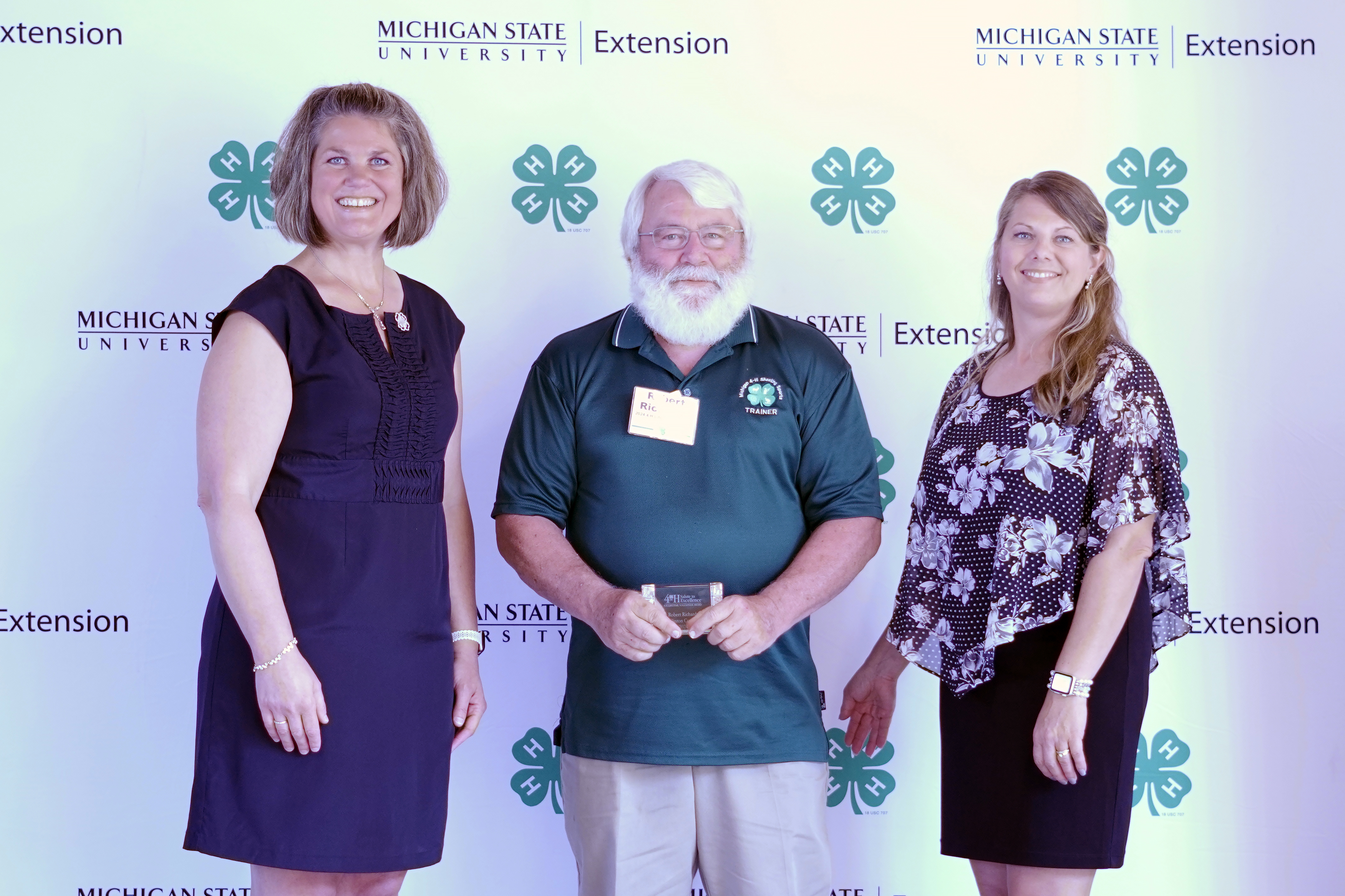 Richards named Michigan 4-H Outstanding Lifetime Volunteer - 4-H ...